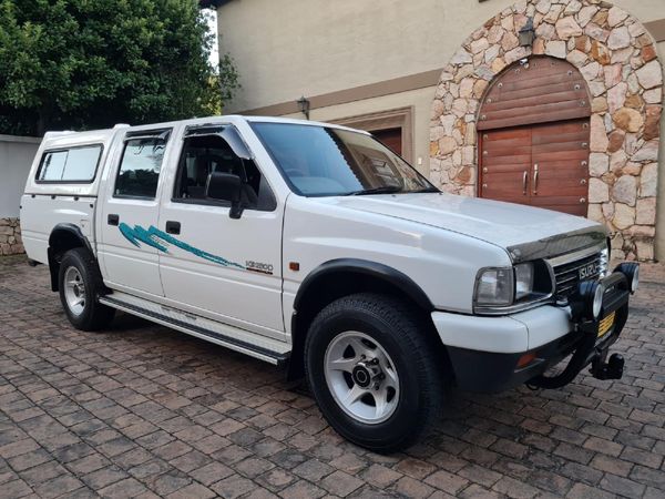 Used Isuzu KB 280 DT LE Double-Cab for sale in Gauteng - Cars.co.za (ID ...
