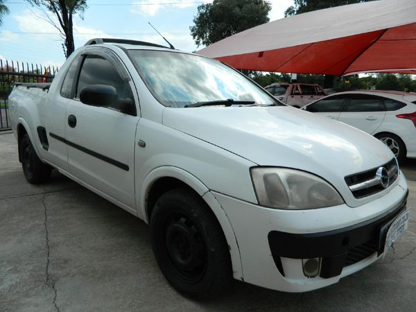 Used Opel Corsa Utility 1.4i Sport for sale in Gauteng - Cars.co.za (ID ...