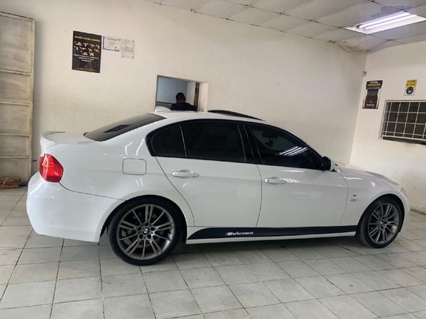 Used BMW 3 Series 325i Coupe M Sport Auto for sale in Gauteng - Cars.co ...
