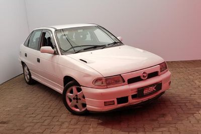 Used Opel Astra Euro 200i E for sale in Gauteng - Cars.co.za (ID::8680368)