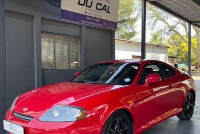 Hyundai Tiburon 2 7 V6