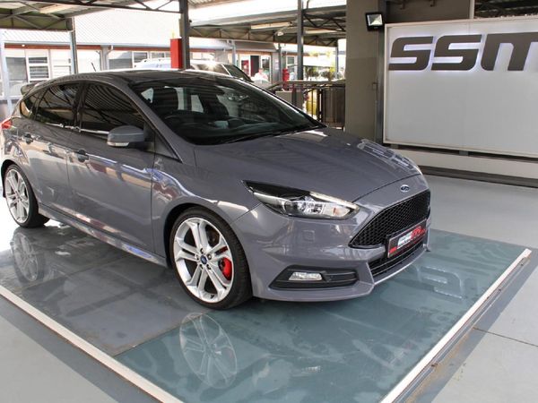 Used Ford Focus 2.0 EcoBoost ST3 for sale in Gauteng - Cars.co.za (ID::8696822)