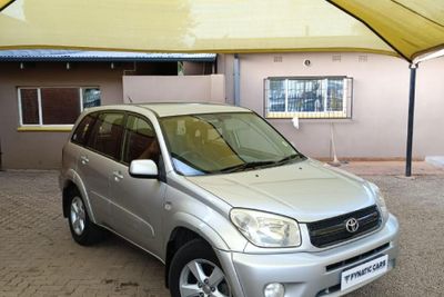 Used Toyota RAV4 200 5-dr for sale in Gauteng - Cars.co.za (ID::8708101)