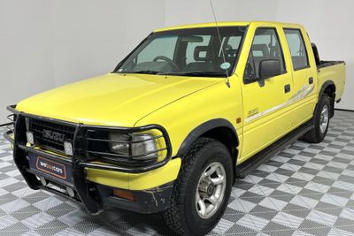 Used Isuzu KB 280 DT LE Double-Cab for sale in Kwazulu Natal - Cars.co ...