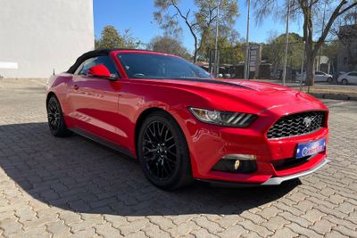 Used Ford Mustang 2.3 EcoBoost Convertible Auto for sale in Gauteng ...