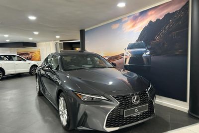 Used Lexus IS 300h EX for sale in Kwazulu Natal - Cars.co.za (ID::8841787)