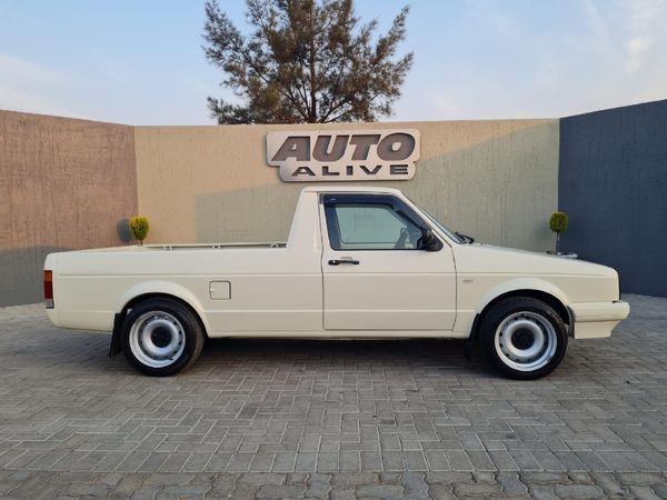 Used Volkswagen Caddy Pick-Up Single-Cab for sale in Gauteng - Cars.co ...