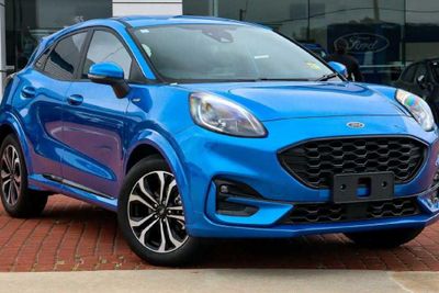 New Ford Puma 1.0T Ecoboost ST-Line Vignale Auto for sale in Gauteng ...