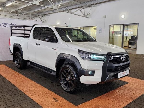 Used Toyota Hilux 2.8 GD-6 Raised Body Legend 4x4 Auto Extended Cab for ...