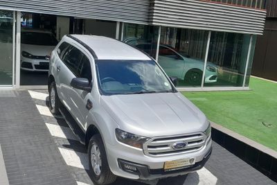 Used Ford Everest 2.2 TDCi XLS Auto for sale in Gauteng - Cars.co.za ...