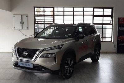 Used Nissan X-Trail 2.5 Acenta Plus 4x4 Auto 7-seat for sale in Kwazulu ...
