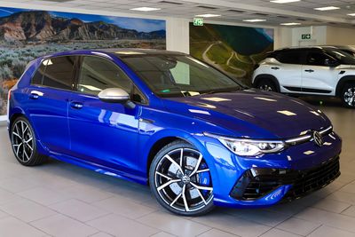 Used Volkswagen Golf 8 2.0 TSI R DSG for sale in Gauteng - Cars.co.za ...