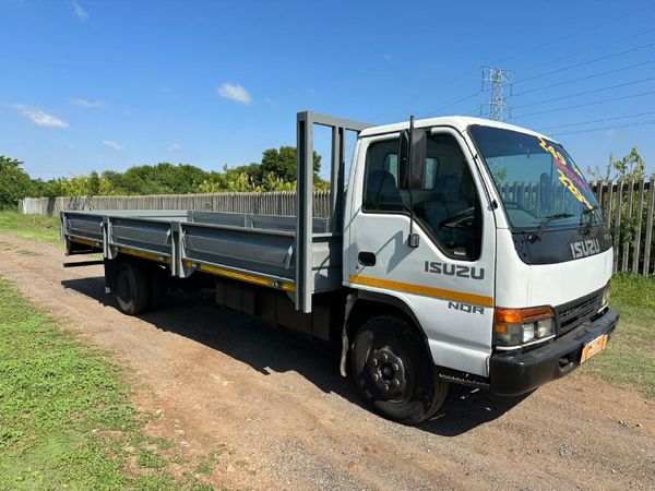 Used Isuzu NQR 500 Turbo F/c C/c for sale in Mpumalanga - Cars.co.za ...