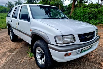 Used Isuzu Frontier 280 DT 4x4 LX for sale in Mpumalanga - Cars.co.za ...