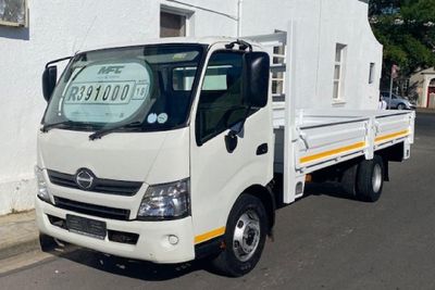 Used Hino 300 714 Lwb (ay3) F/c C/c for sale in Western Cape - Cars.co ...
