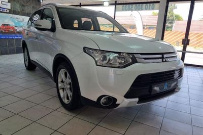 Used Mitsubishi Outlander 2.4 GLS Exceed Auto for sale in Gauteng ...