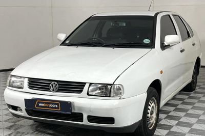Used Volkswagen Polo Classic 1.6 for sale in Gauteng - Cars.co.za (ID ...