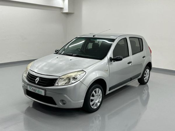 Used Renault Sandero 1.6 Cup for sale in Eastern Cape - Cars.co.za (ID ...