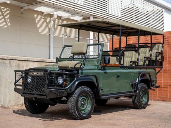 Used Land Rover Defender 110 2.2D Single-Cab for sale in Gauteng - Cars ...