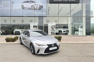 Used Lexus IS 300h EX for sale in Gauteng - Cars.co.za (ID::9425518)
