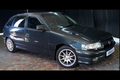 Used Opel Kadett 200i S for sale in Gauteng - Cars.co.za (ID::9432542)