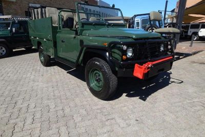 Used Land Rover Defender 130 Puma for sale in Gauteng - Cars.co.za (ID ...