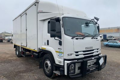 Used Isuzu FTR 850 F/C C/C for sale in Western Cape - Cars.co.za (ID ...