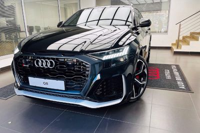 New Audi RSQ8 quattro (441kW) for sale in Gauteng - Cars.co.za (ID ...