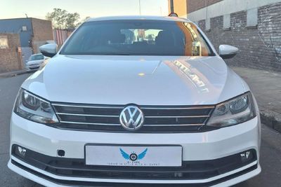 Used Volkswagen Polo 1.0 Petrol Auto JETTA TSI Sedan for sale in ...