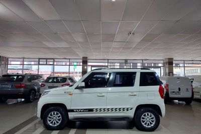 Used Mahindra TUV 300 1.5 TD mHawk 7-seat for sale in Kwazulu Natal ...
