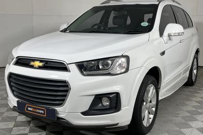 Used Chevrolet Captiva 2.2D LT Auto for sale in Western Cape - Cars.co ...