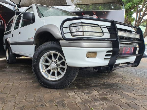 Used Isuzu KB 280 DT LX 4x2 Double-Cab for sale in Gauteng - Cars.co.za ...