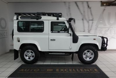 Used Land Rover Defender 90 Puma Station Wagon for sale in Gauteng ...