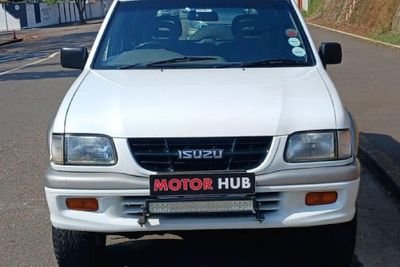 Used Isuzu Frontier 280 DT LX for sale in Kwazulu Natal - Cars.co.za ...