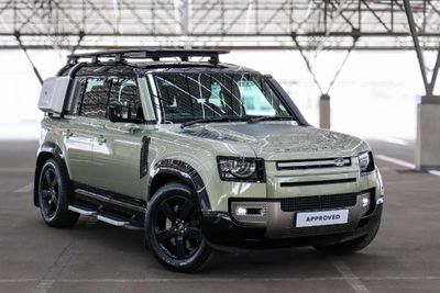 Used Land Rover Defender 110 D300 SE X-Dynamic (221kW) for sale in ...