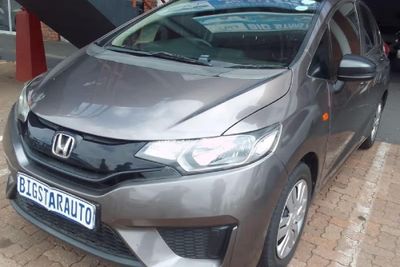 Used Honda Jazz 1.5 Dynamic (Manual for sale in Gauteng - Cars.co.za ...