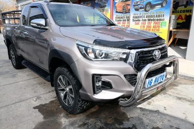 Used Toyota Hilux 2.8GD-6 DAKAR Extra Cab 4X4 for sale in Gauteng ...