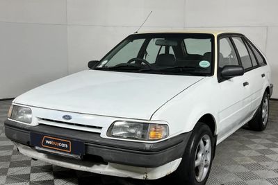 Used Ford Laser 1.3 Tracer Hatch for sale in Western Cape - Cars.co.za ...