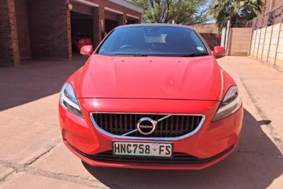 Used Volvo V40 D3 Momentum Auto for sale in Gauteng - Cars.co.za (ID ...