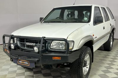 Used Isuzu Frontier 320 4x4 LX for sale in Kwazulu Natal - Cars.co.za ...