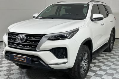 Used Toyota Fortuner 2.4 GD-6 Raised Body for sale in Gauteng - Cars.co ...