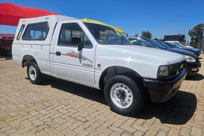 Used Isuzu KB 250D LWB LE Single-Cab for sale in Gauteng - Cars.co.za ...