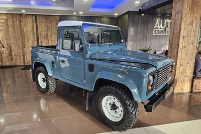 Used Land Rover Defender 90 Tdi Single-Cab for sale in Western Cape ...