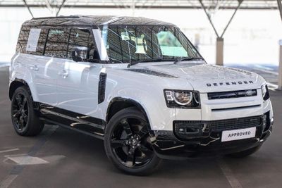 Used Land Rover Defender 110 2.0 SE PHEV X-Dynamic (297kW) for sale in ...