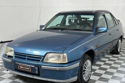 Used Opel Monza 200 CLi Executive for sale in Gauteng - Cars.co.za (ID ...