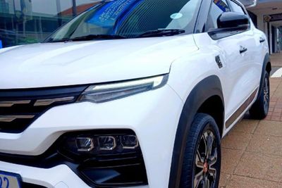 Used Renault Kiger 1.0T Intens-FSH-REVERSE CAMERA -MAGS for sale in ...