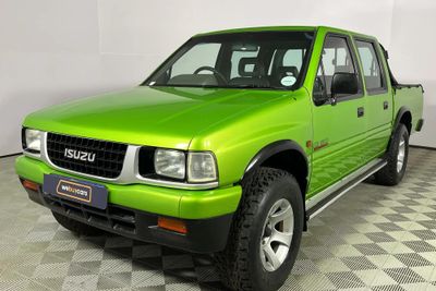 Used Isuzu KB 280 DT LE Double-Cab for sale in Kwazulu Natal - Cars.co ...