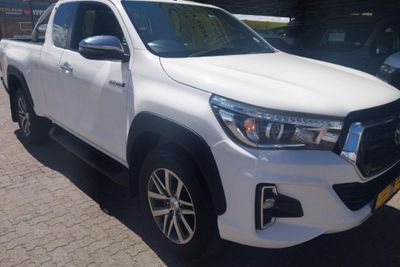 Used Toyota Hilux 2.8 GD-6 Raised Body Raider 4x4 Auto Extended Cab for ...