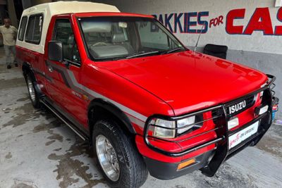 Used Isuzu KB 250D LWB LE Single-Cab for sale in Kwazulu Natal - Cars ...