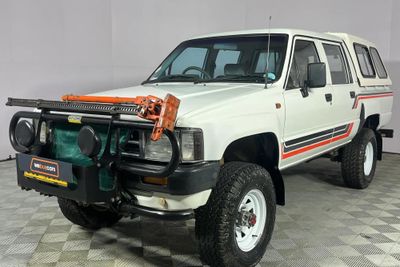 Used Toyota Hilux 2200 4x4 Double-Cab for sale in Western Cape - Cars ...